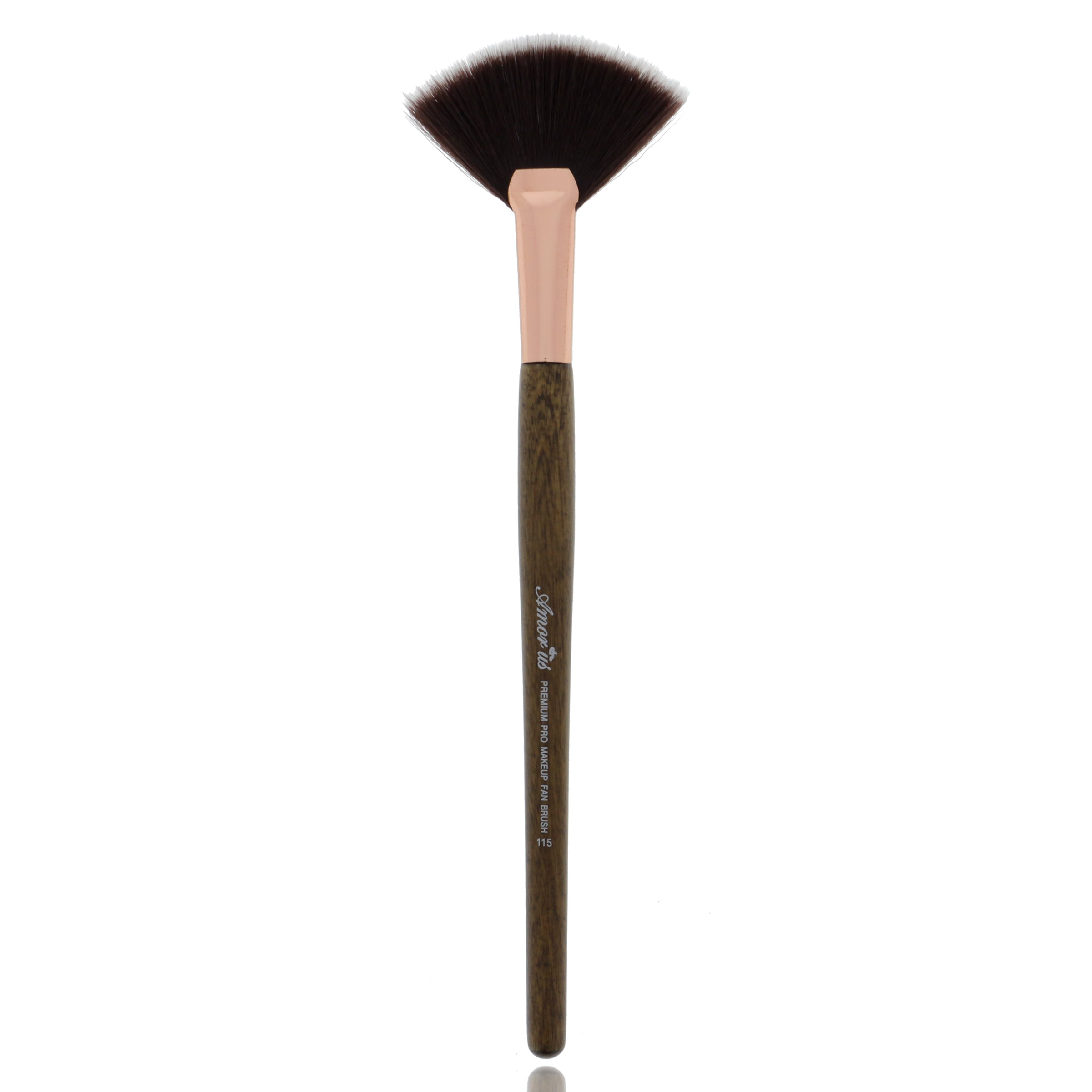 highlight makeup brush